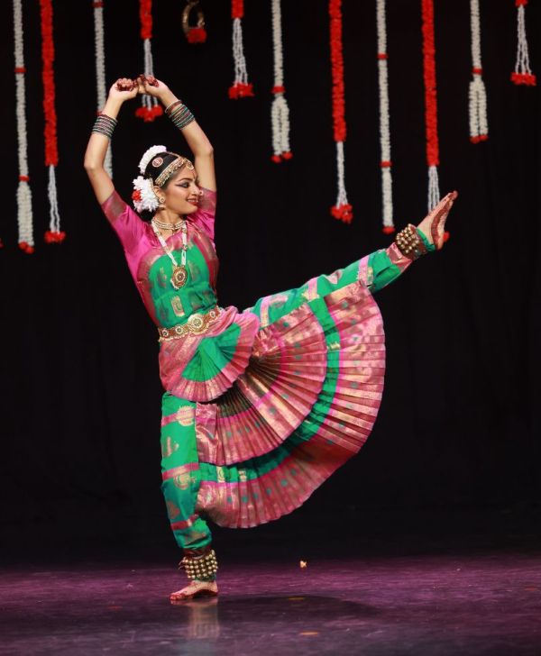 Connection Through Dance – Connect